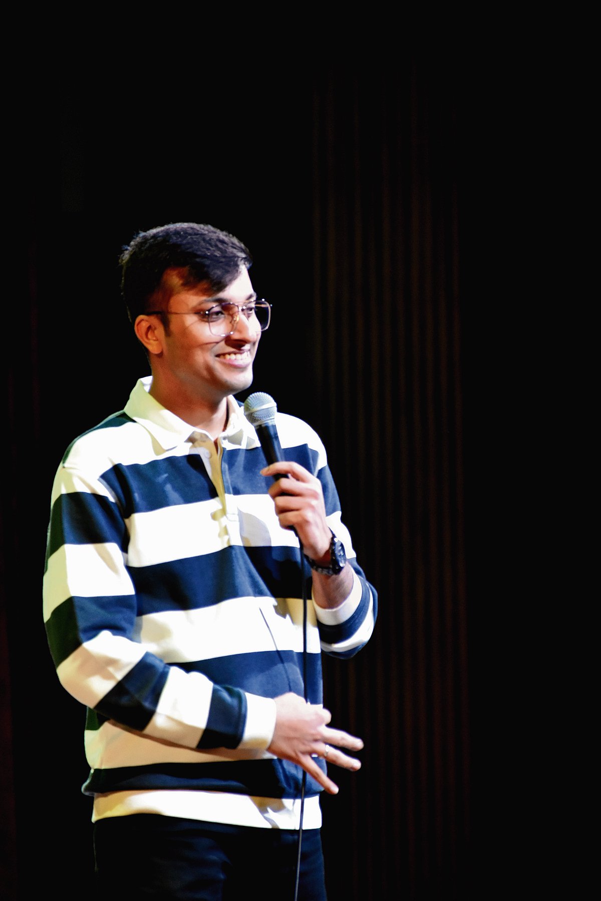 Aashish Solanki is all set for his debut show, ‘Good Boy, Better Show’